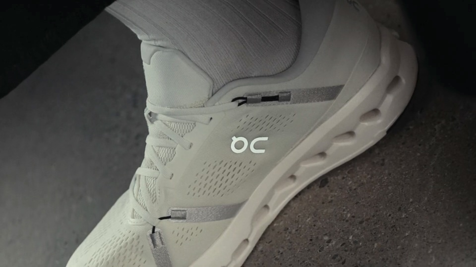 Federer, Muppets’ Elmo Are a Great Match for On Sportswear | Muse by Clios